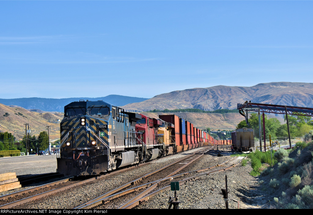 CEFX 1054 WB CP Thompson Sub